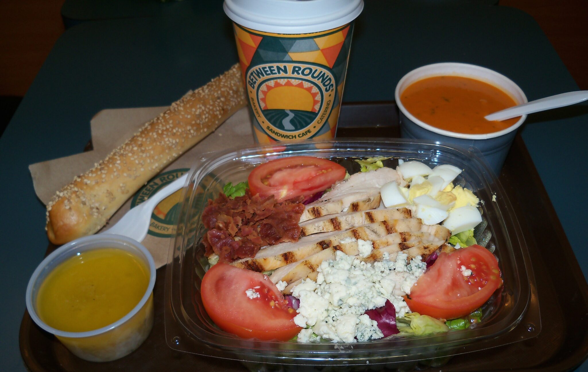 Between Rounds – Bagels, Bakery, and Sandwich Cafe