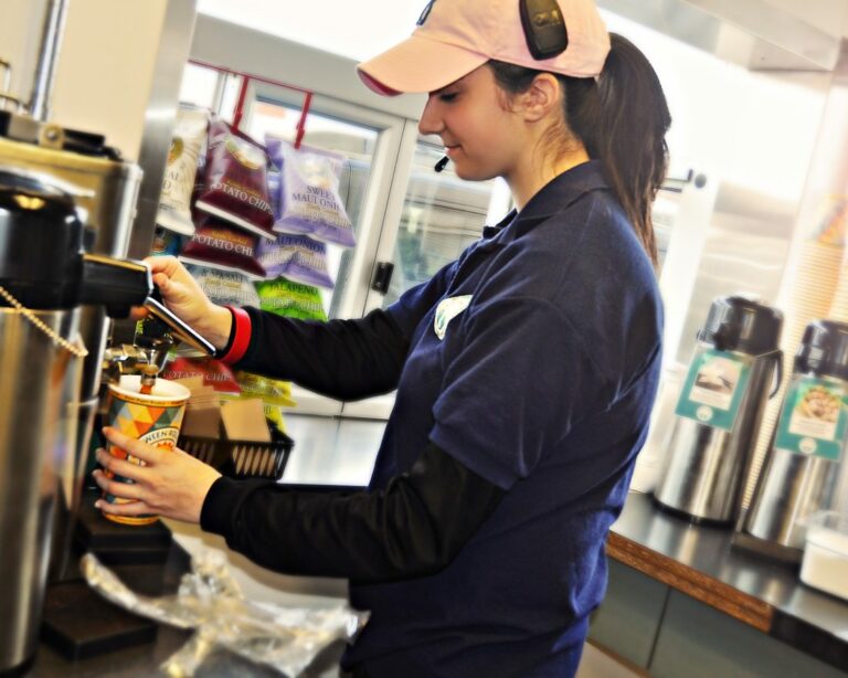 Between Rounds Bagels South Windsor – Between Rounds